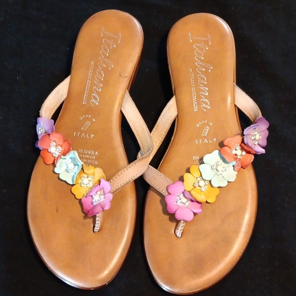 Italian Shoemakers | Shoes | Italiana Brand Womens Leather Floral Thong ...